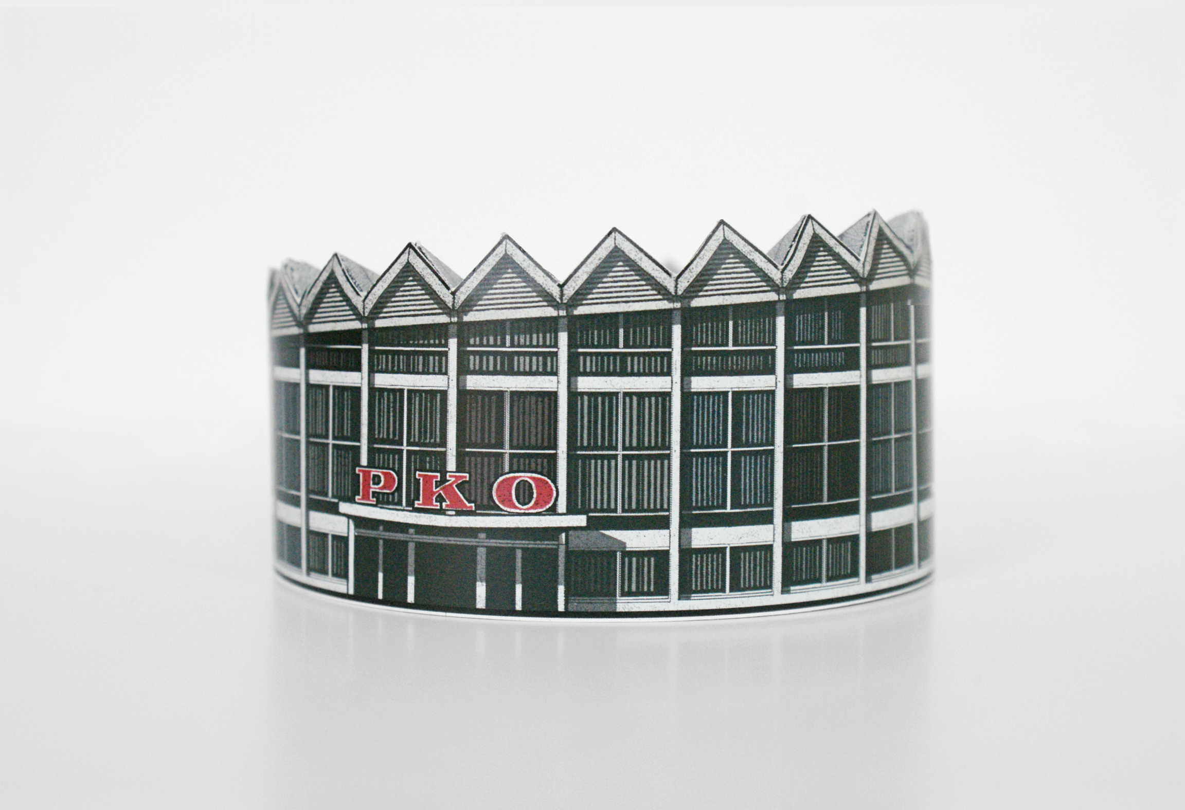 Blok Wschodni: Rotunda PKO - by Zupagrafika