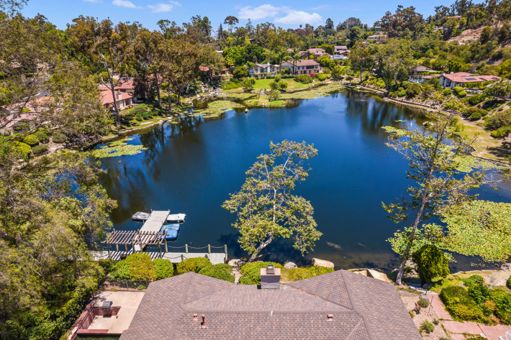 2 Lake Helix Dr Is A Single Family Property Sold By Bryan Devore