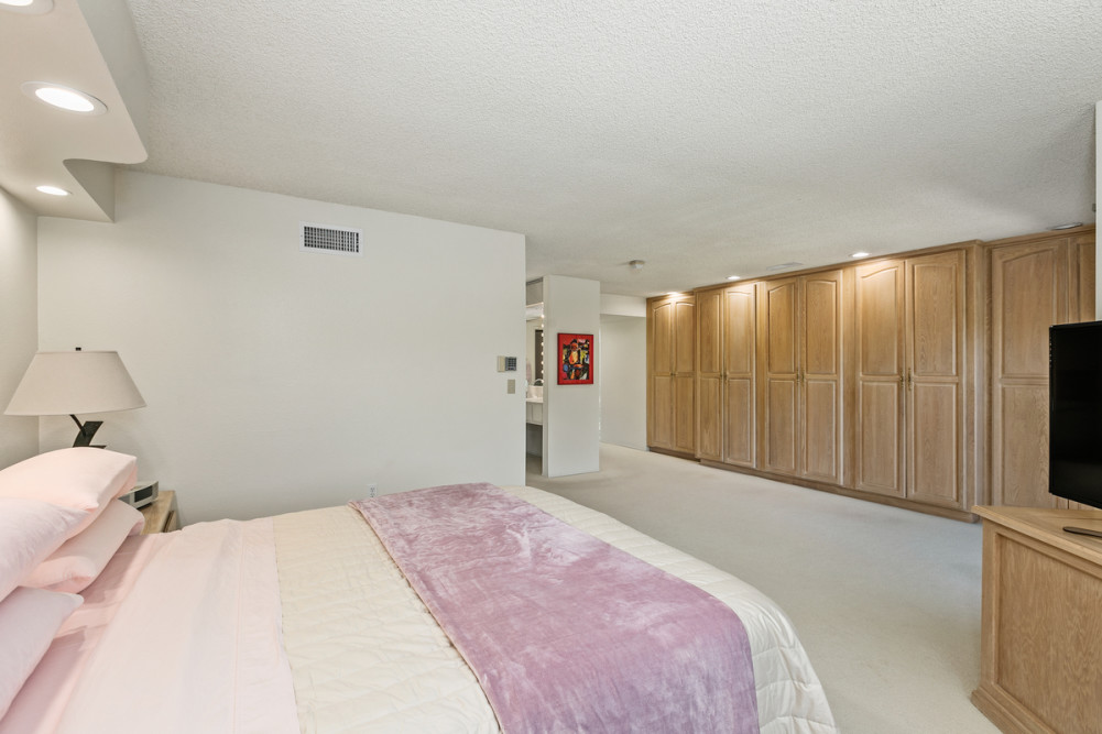 2 Lake Helix Dr Is A Single Family Property Sold By Bryan Devore