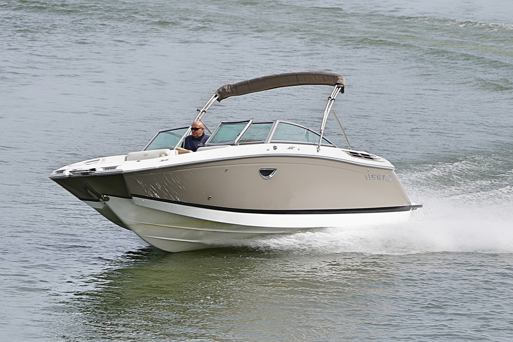 Cobalt 26 SD | Harbortowne Marine | Full Service Marine Brokerage