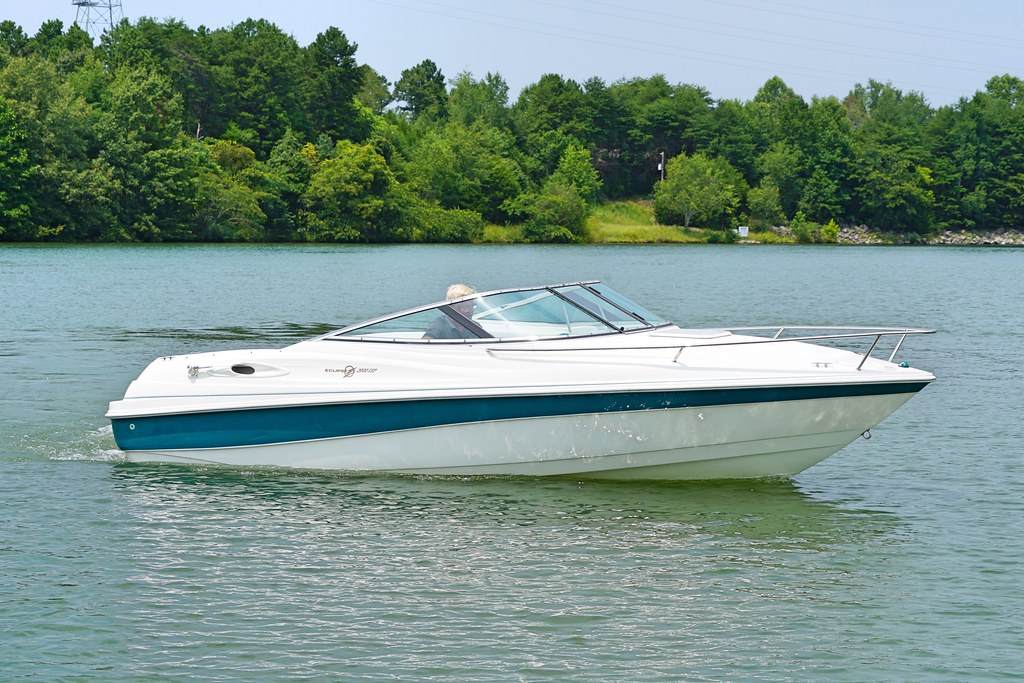 Wellcraft 2000 Eclipse SCS | Harbortowne Marine | Full Service Marine ...