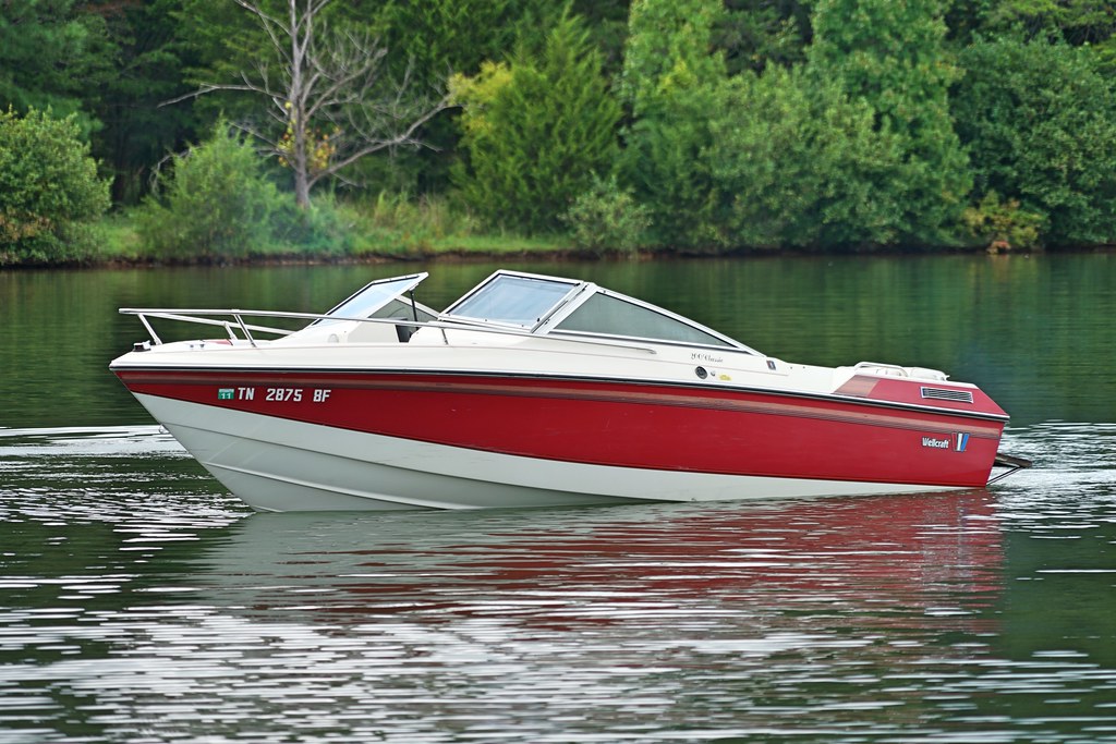 Wellcraft 200 Classic | Harbortowne Marine | Full Service Marine Brokerage
