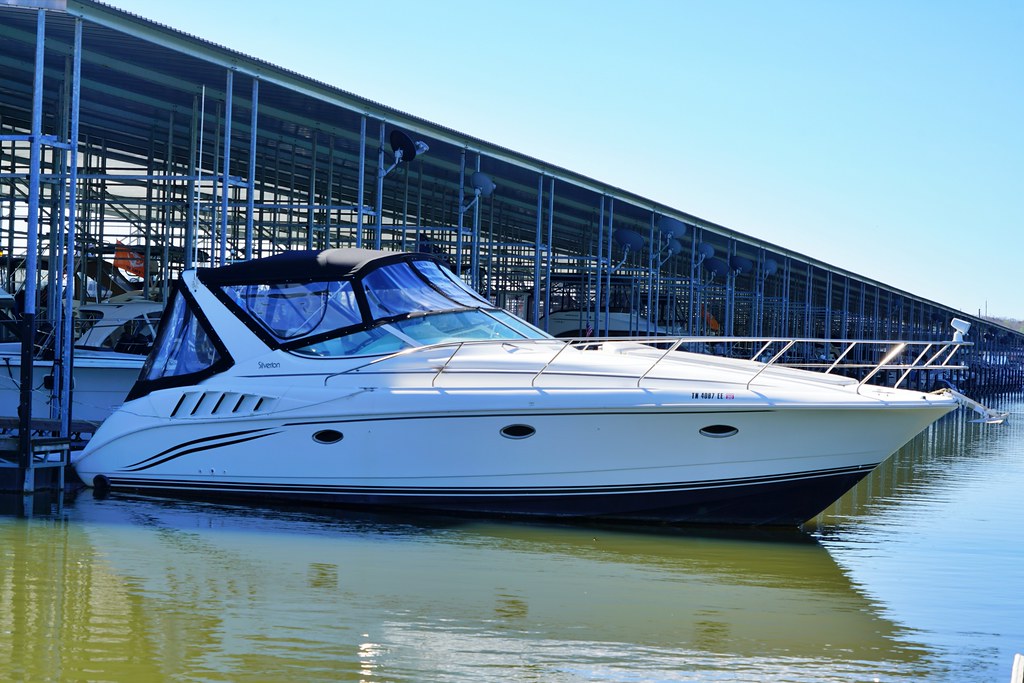 Silverton 361 Express | Harbortowne Marine | Full Service Marine Brokerage