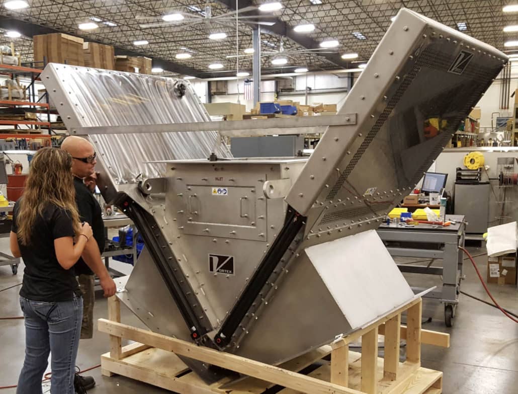 Gravity Vee Diverter Handling Urea Prills | Vortex