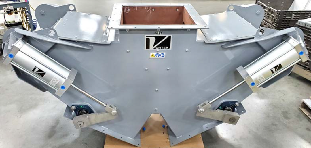 Titan Rounded Blade Diverter Handling Cement | Vortex