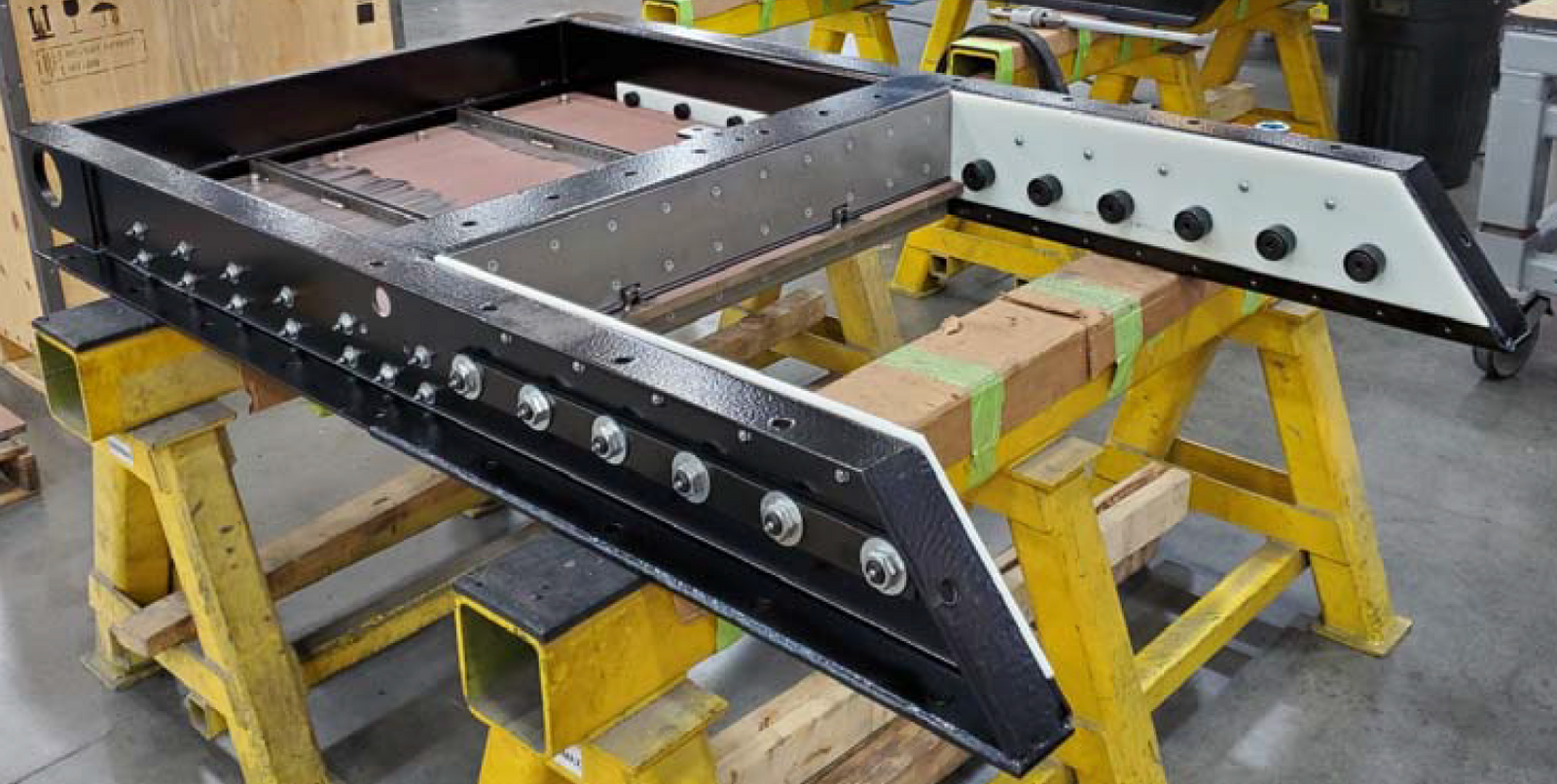 Titan Slide Gate Handling Bituminous Coal | Vortex