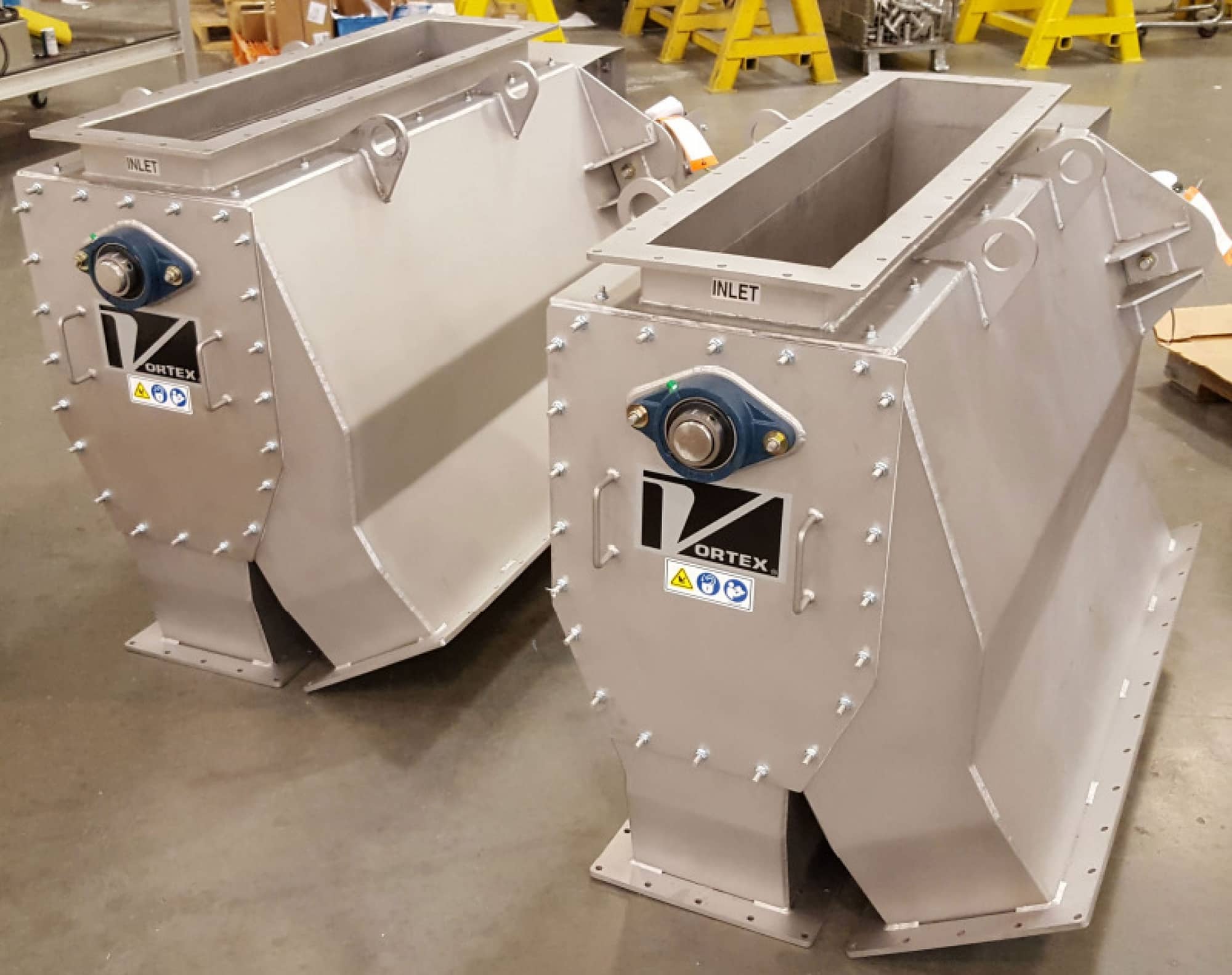 Pivoting Chute Diverter to Handle Potassium Sulfate | Vortex