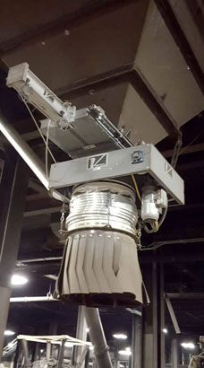 Loading Spout & Titan Slide Gate (TSG) Handling Spent Foundry Sand | Vortex