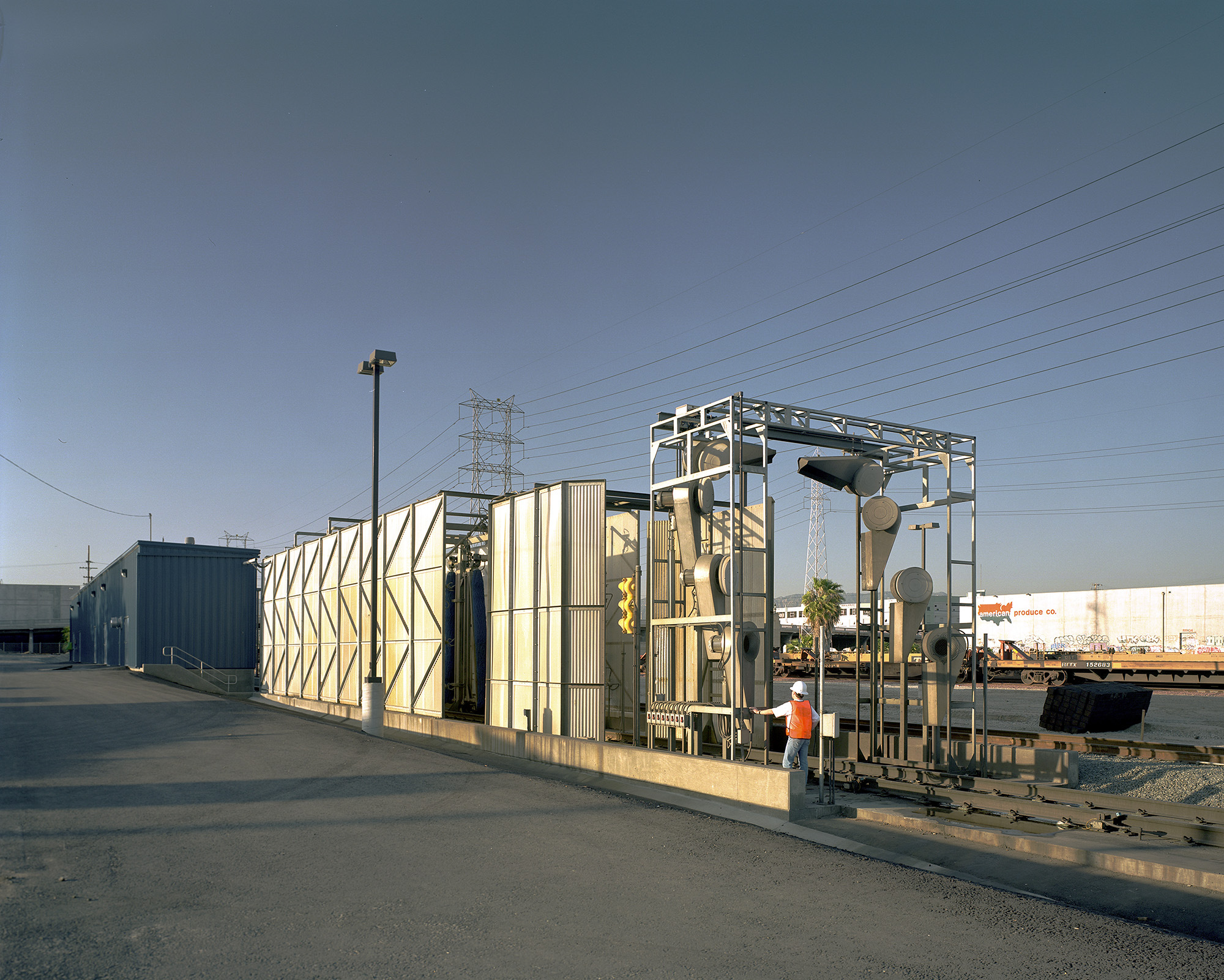Amtrak Train Wash Service Inspection Building | Kemp Bros