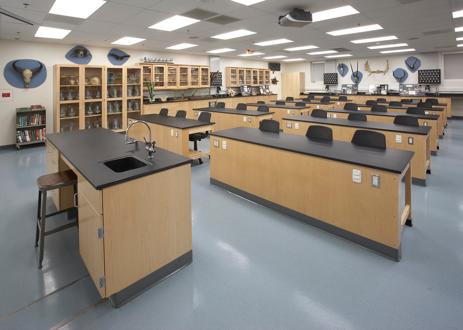 Cerritos College Science/Math Complex | Kemp Bros