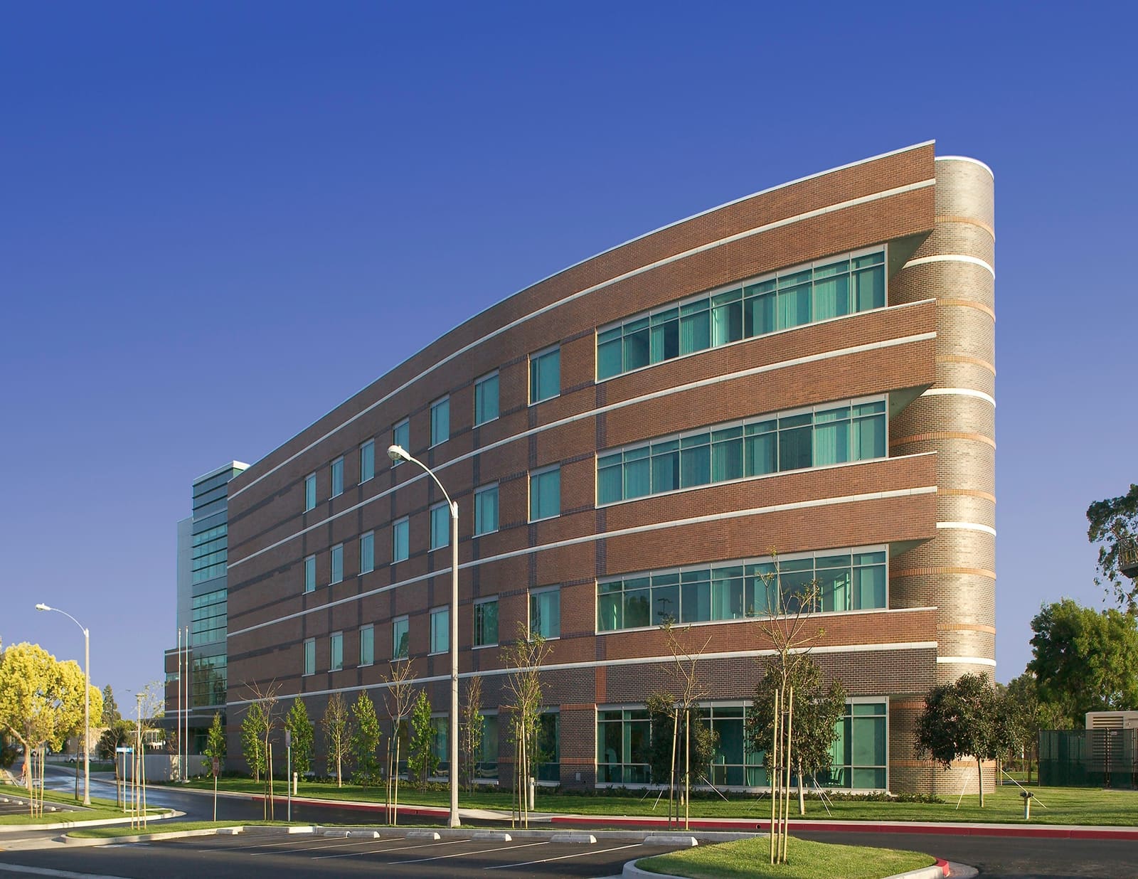 Metropolitan State Hospital Administration Building | Kemp Bros