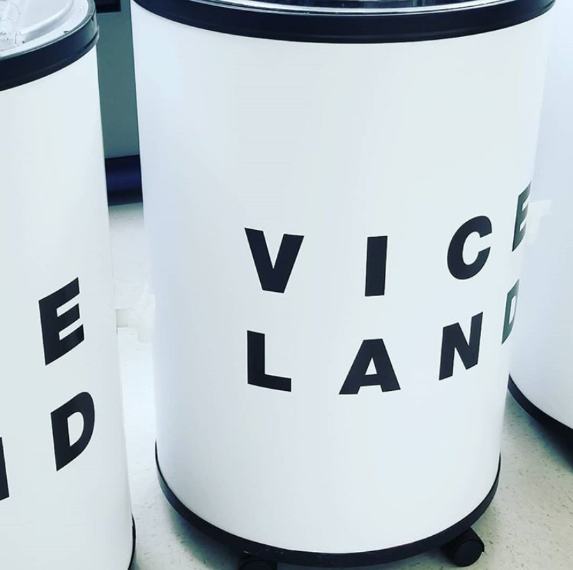 Vinyl Lettering | The PrintLab.ink