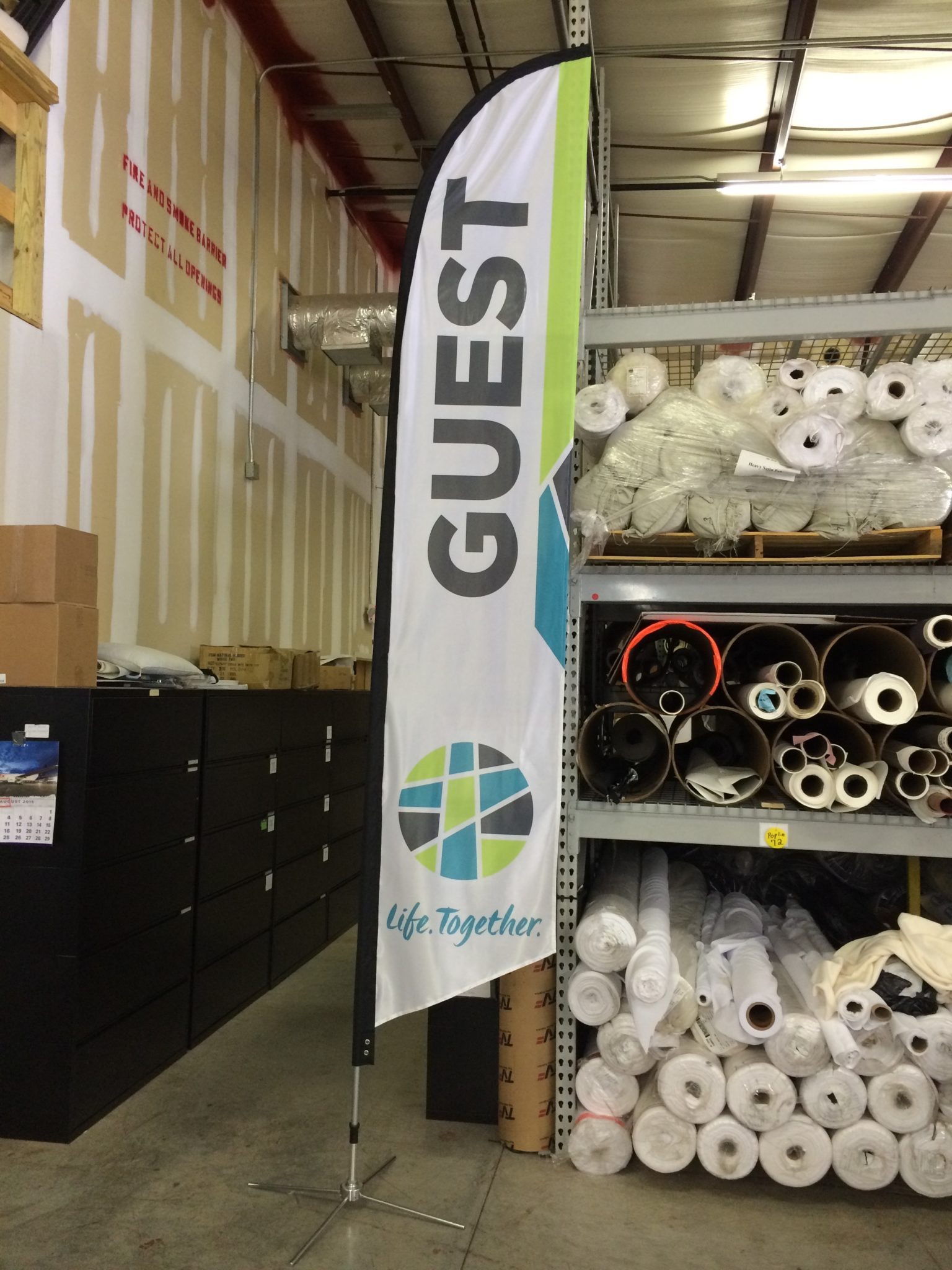 Custom Blade Flags - Feather Banners | Planet Tradeshow