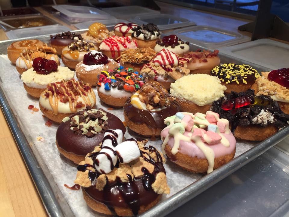 9 Fantastic Spots in Pittsburgh to Grab Fun, Kid-Friendly Food