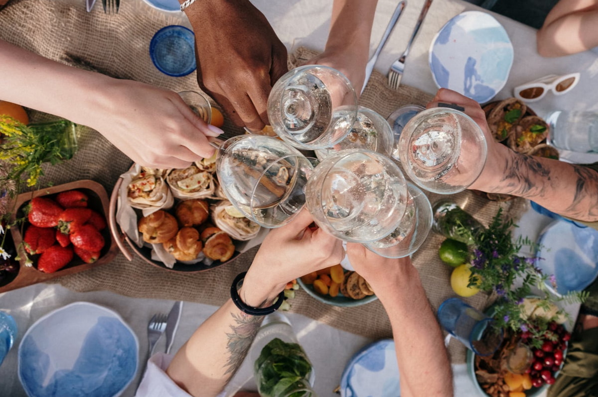 20 Easter Brunch Spots In Pittsburgh Every-Bunny Will Love!
