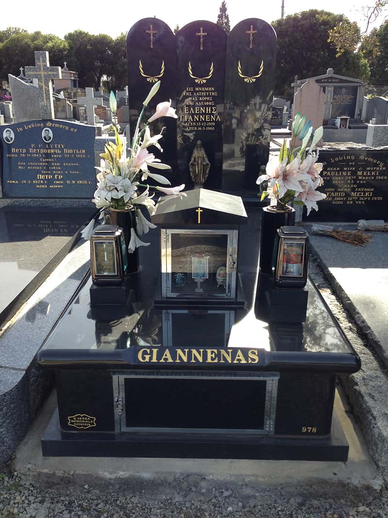 Single Cemetery Monuments in Melbourne