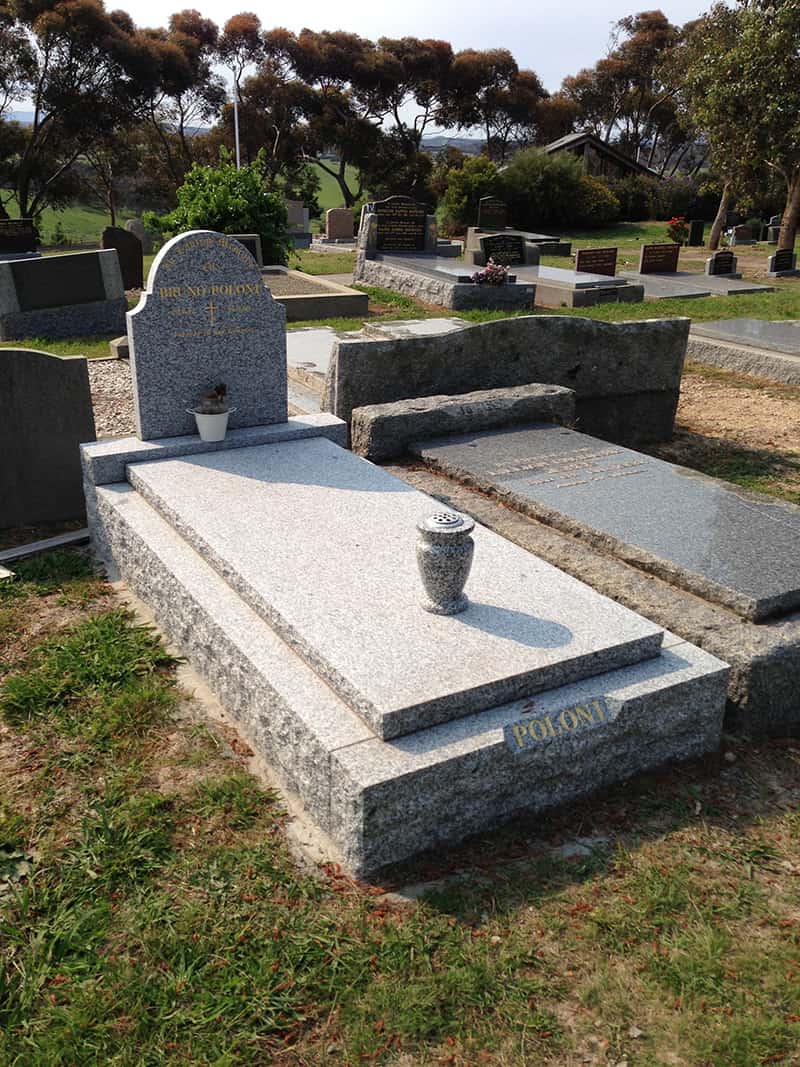 Single Cemetery Monuments in Melbourne
