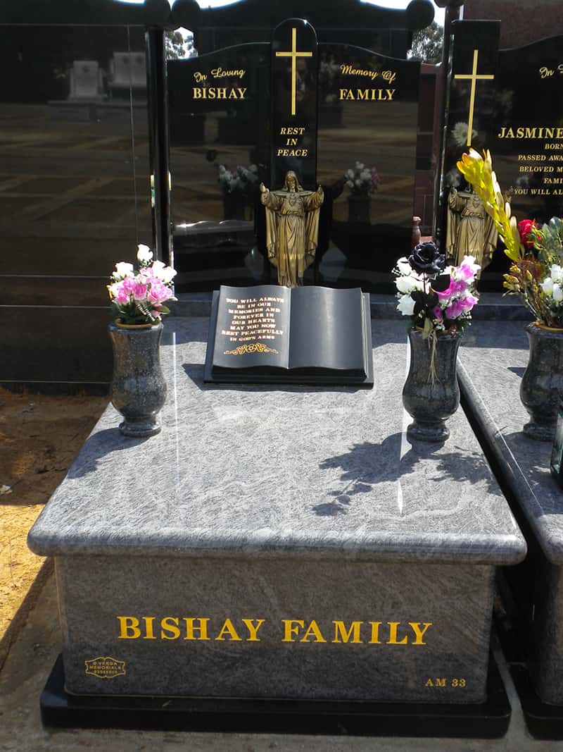 Single Cemetery Monuments in Melbourne