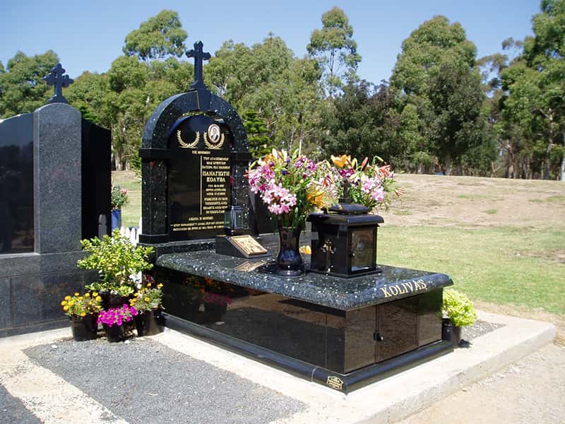 Single Cemetery Monuments in Melbourne