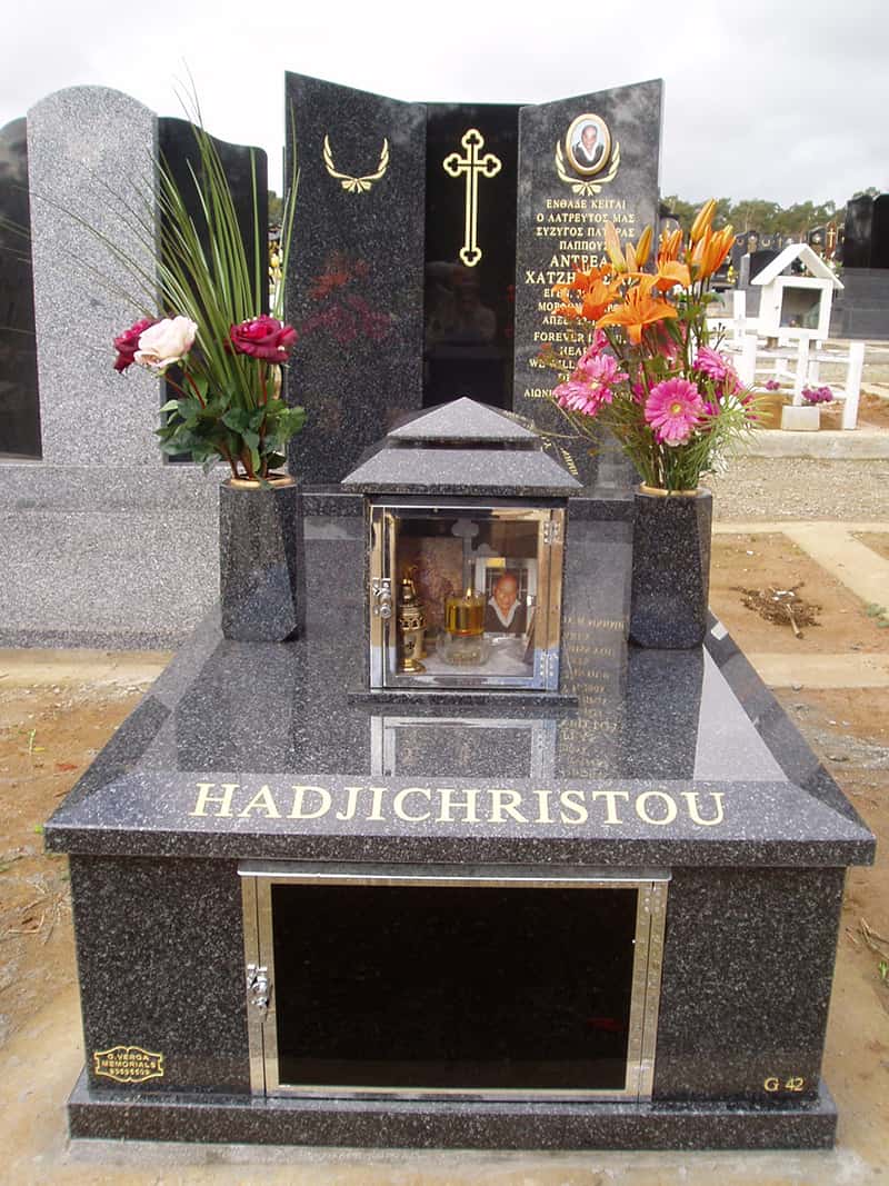Single Cemetery Monuments in Melbourne