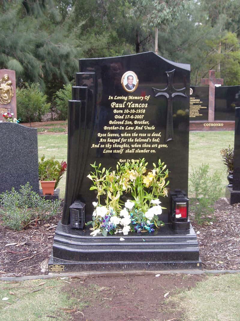 Lawn Monuments - Giovanni Vergara Memorials