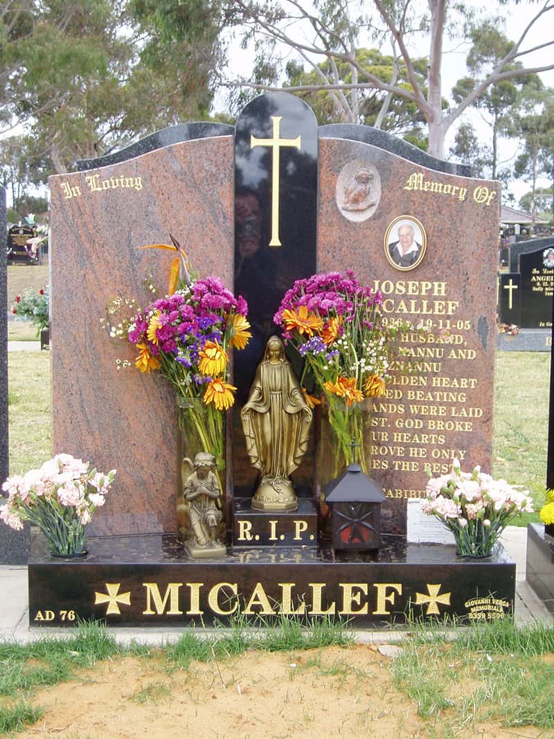 Lawn Monuments - Giovanni Vergara Memorials