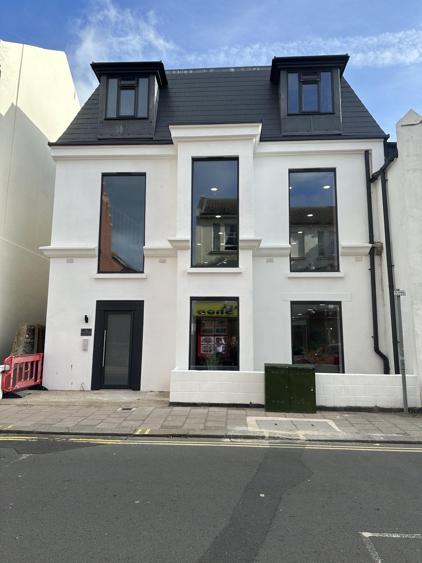 Penthouse in Worthing, West Sussex