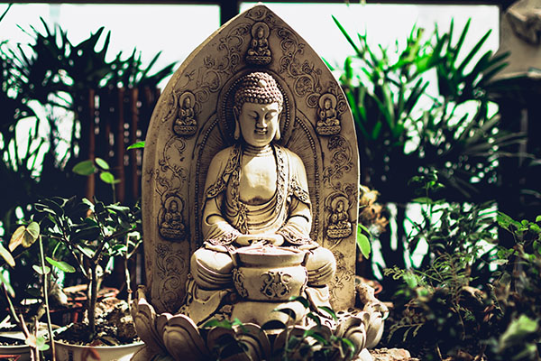 IDEAL WORSHIP OVER IDOL WORSHIP