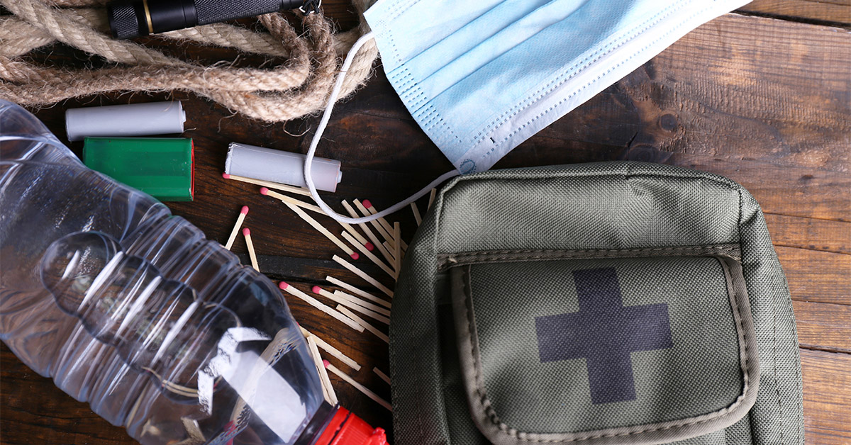 How to Make a Personal Emergency Preparedness Kit - Hot to Build and ...