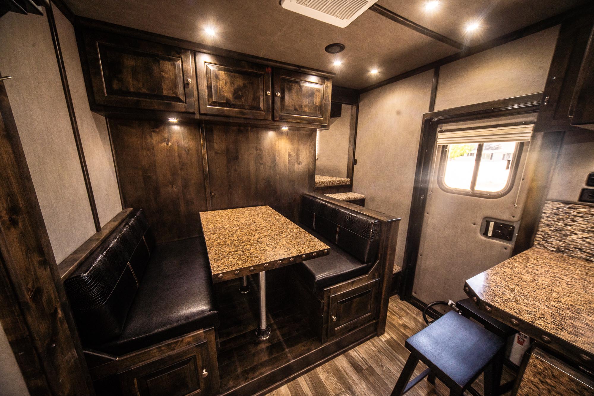 Living Quarter Customization | Logan Coach