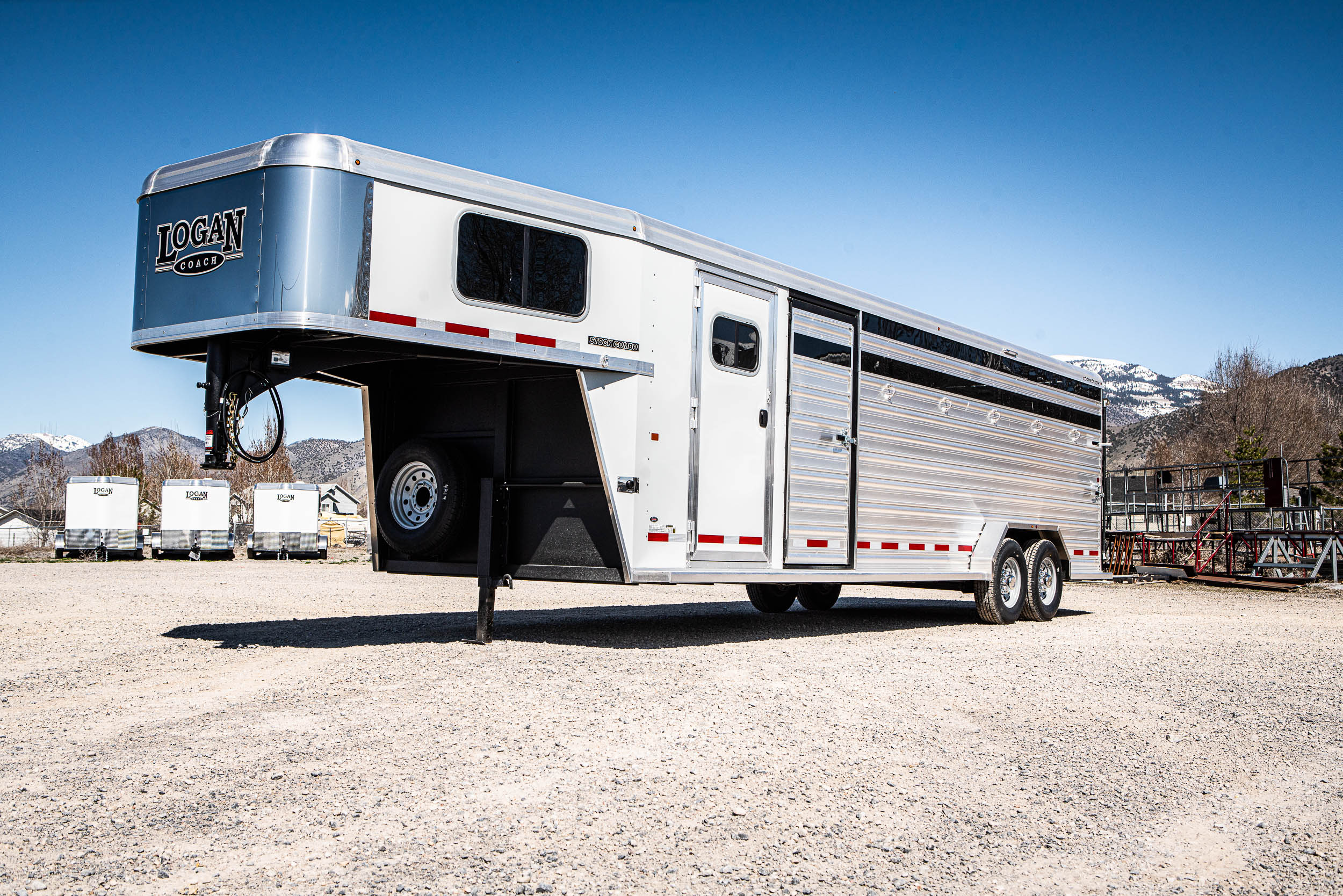 Clean and sleek Stockman combo with Trainers tack
