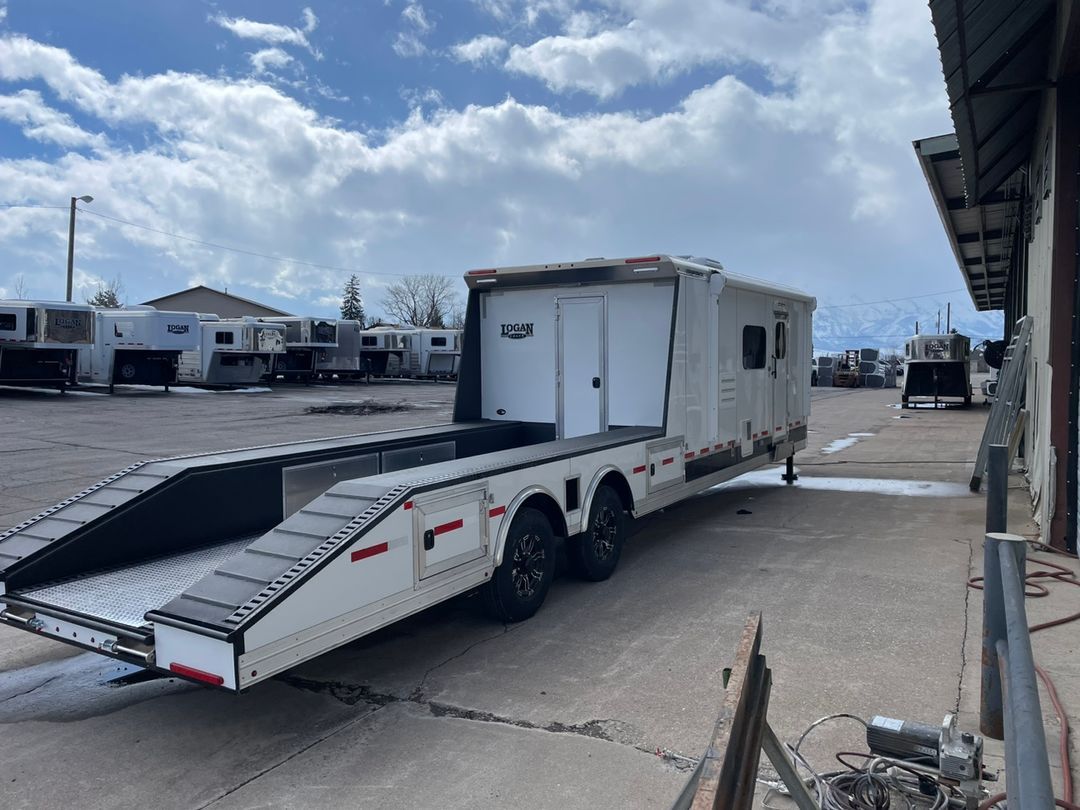 Open Deck Sport Hauler