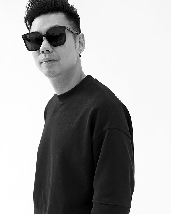 Warren Oliver Tattoos The skull from Warren Zevon's album covers by ...