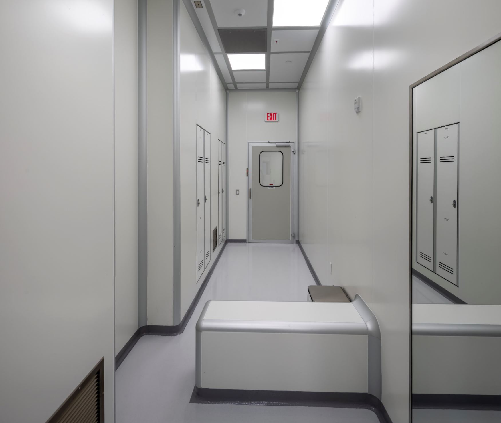 Cleanroom Installation Contractor – North America