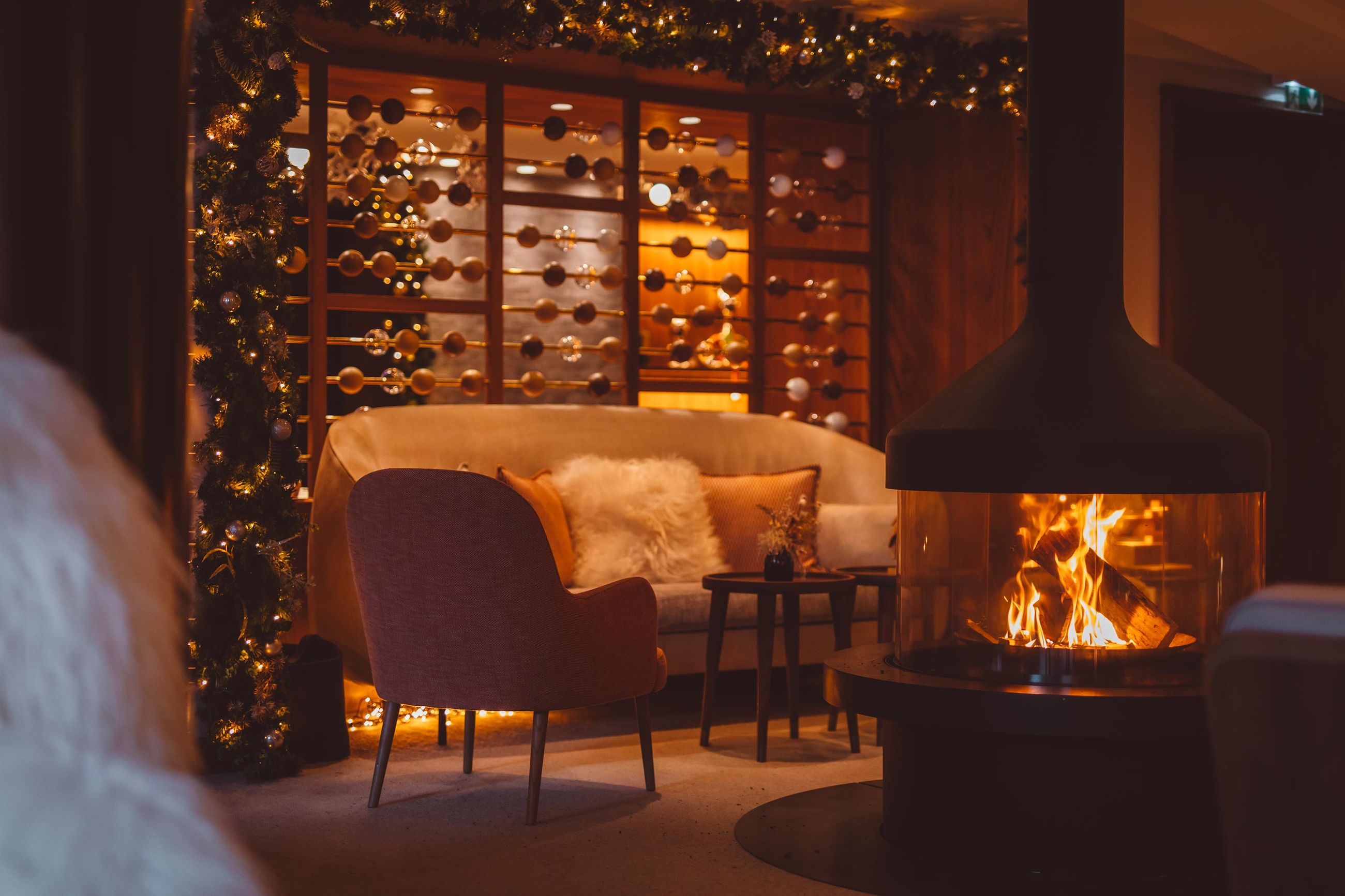 Fireplace Lounge | Hotel Cœur de Megève