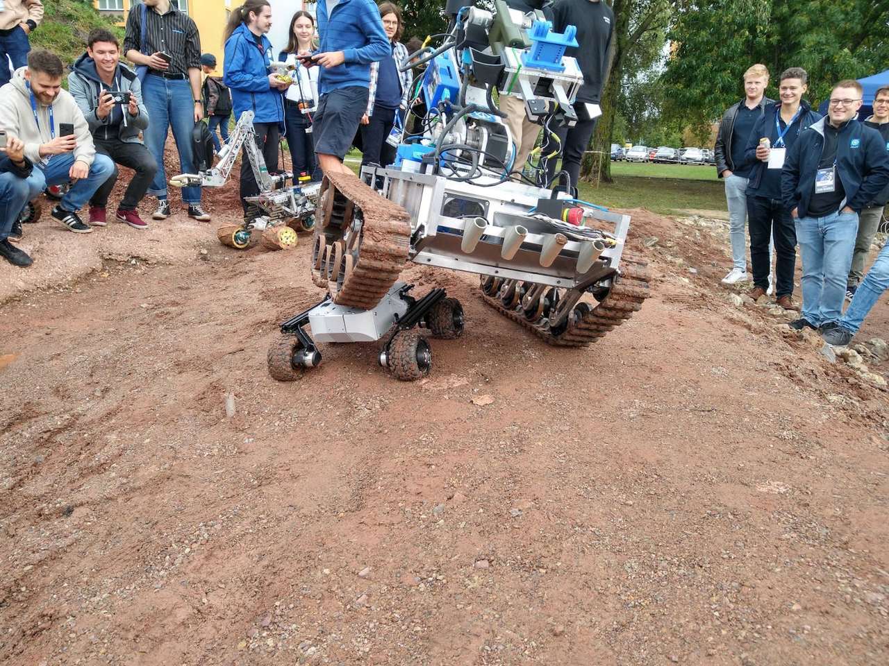 Leo Rover Blog - Problems with your Leo Rover? We got your back!