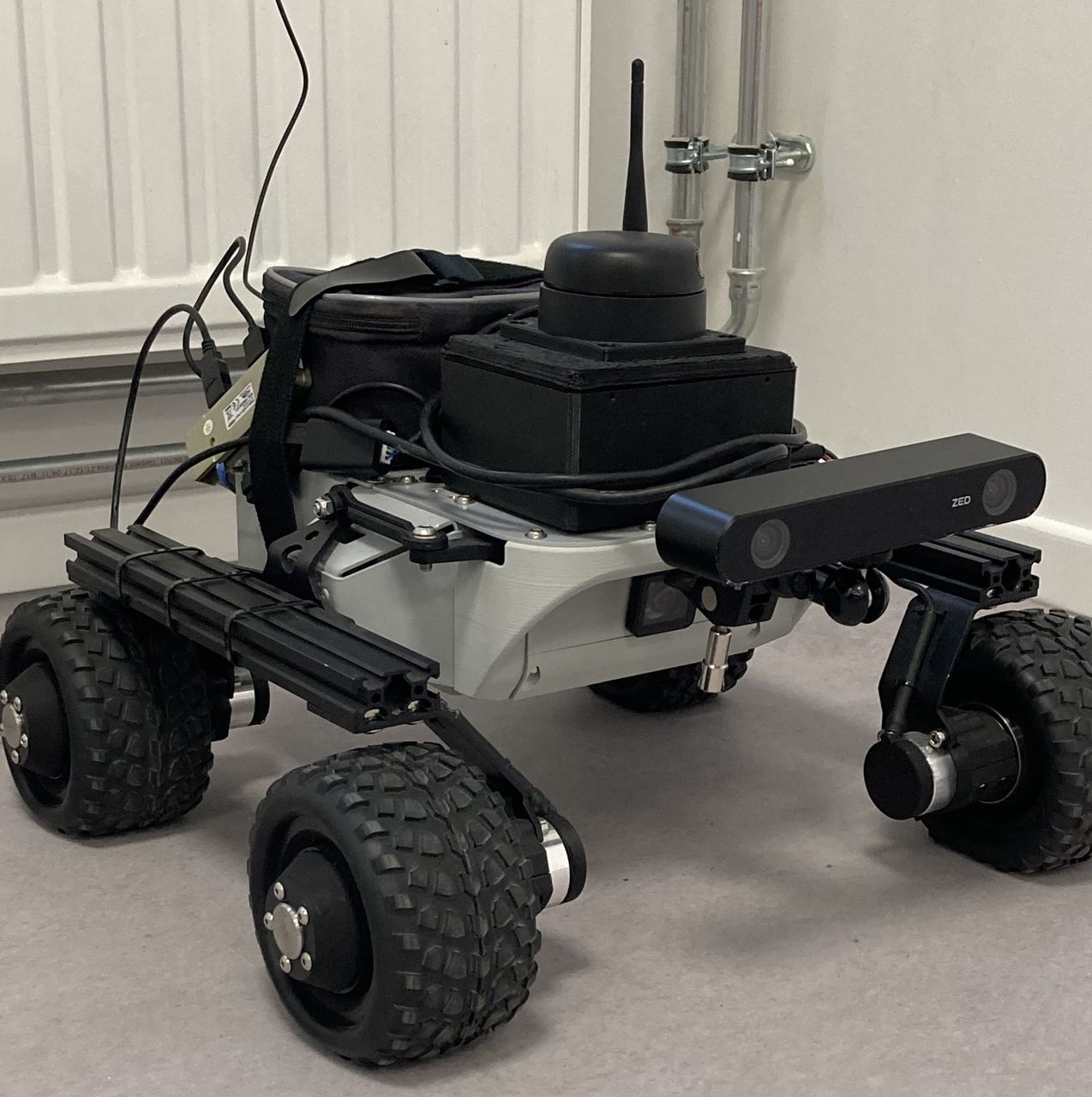 Leo Rover Blog - Leo Rover inspires inventors
