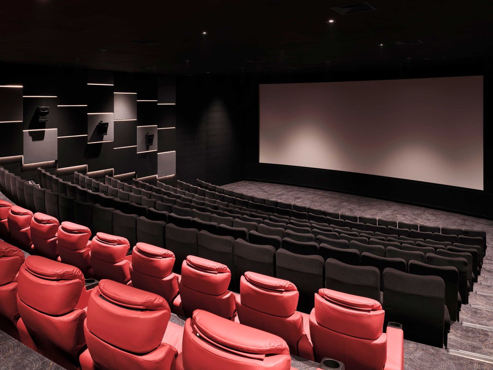Cinescape | Tamdeen Group