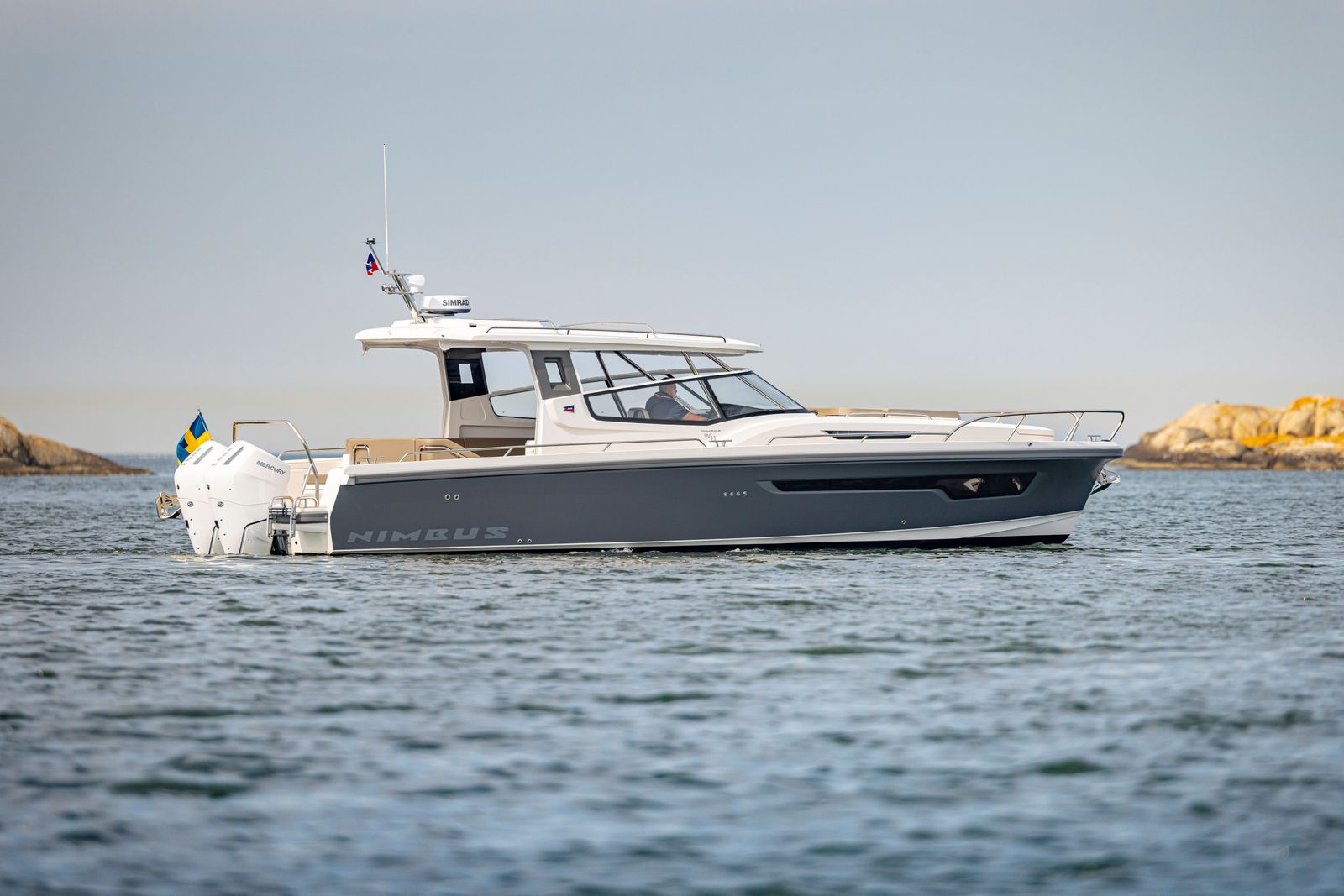 De Vaart Yachting - Nimbus Sealine Paragon Aquador Boats