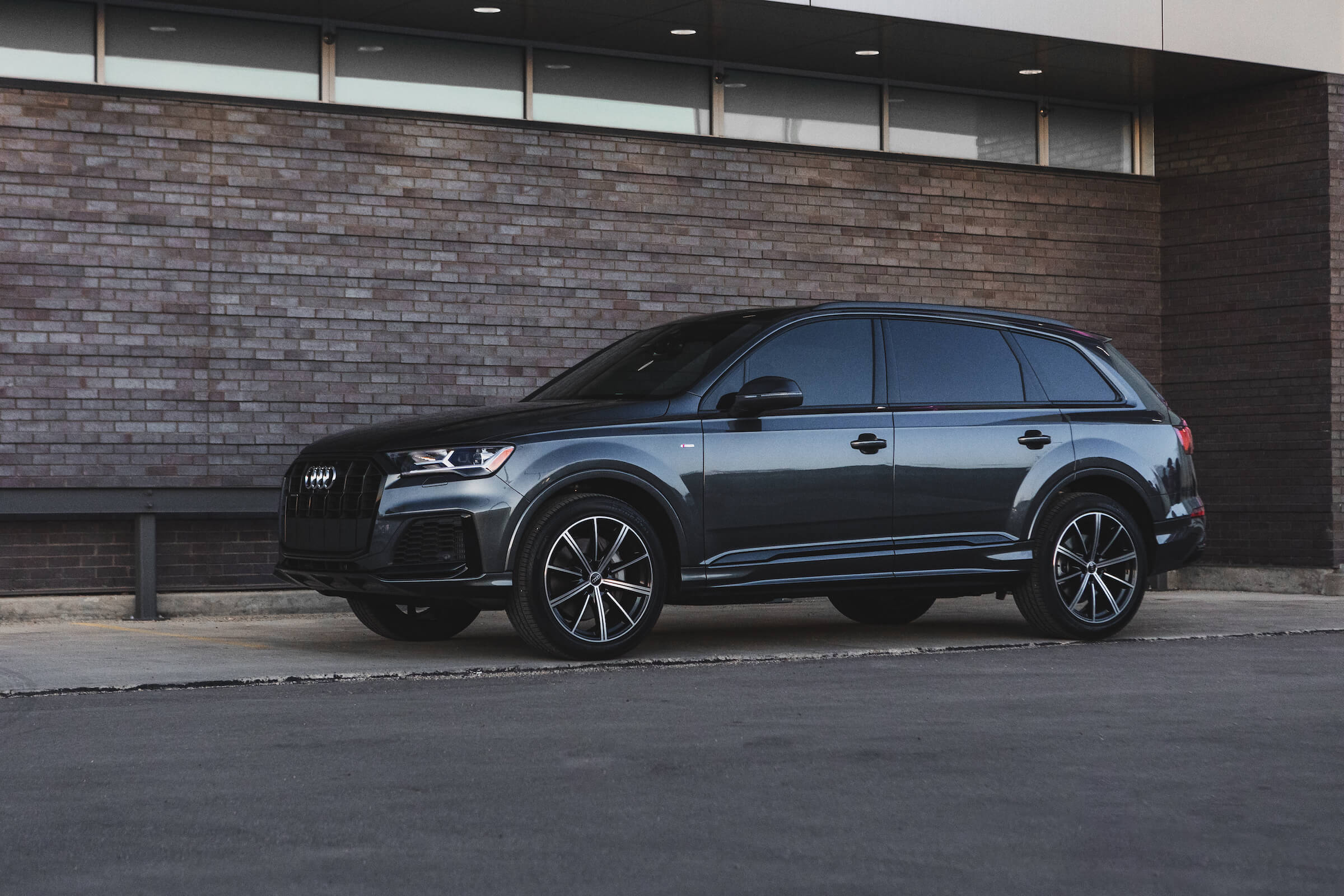 These Features Make it the Best Windshield Protection Film