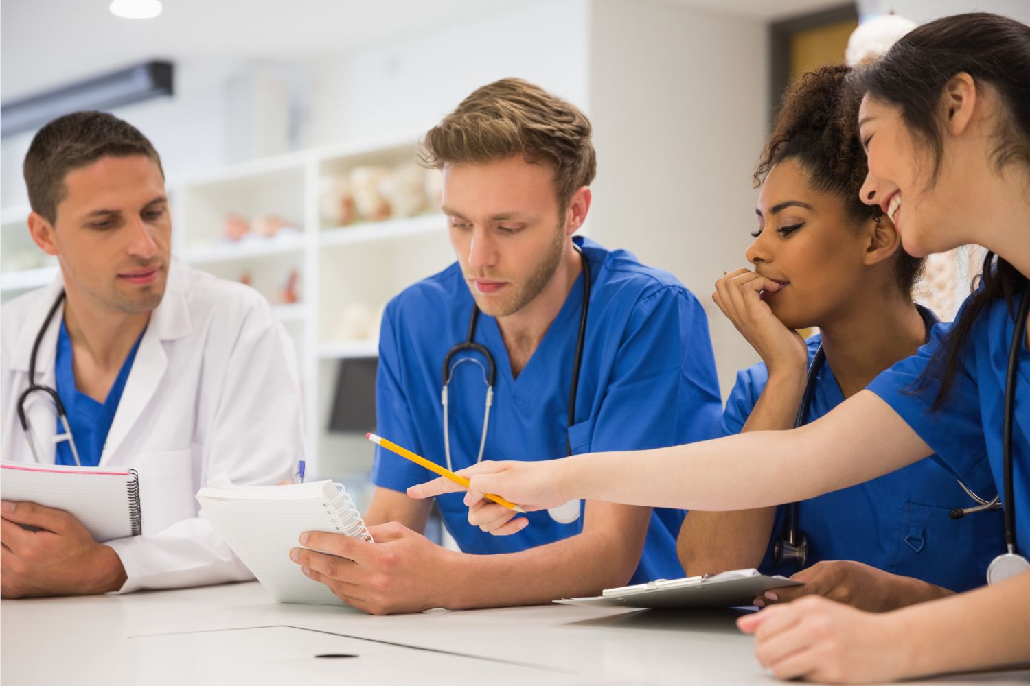 Benefits of Peer Feedback in Healthcare Education | DaVinci Education