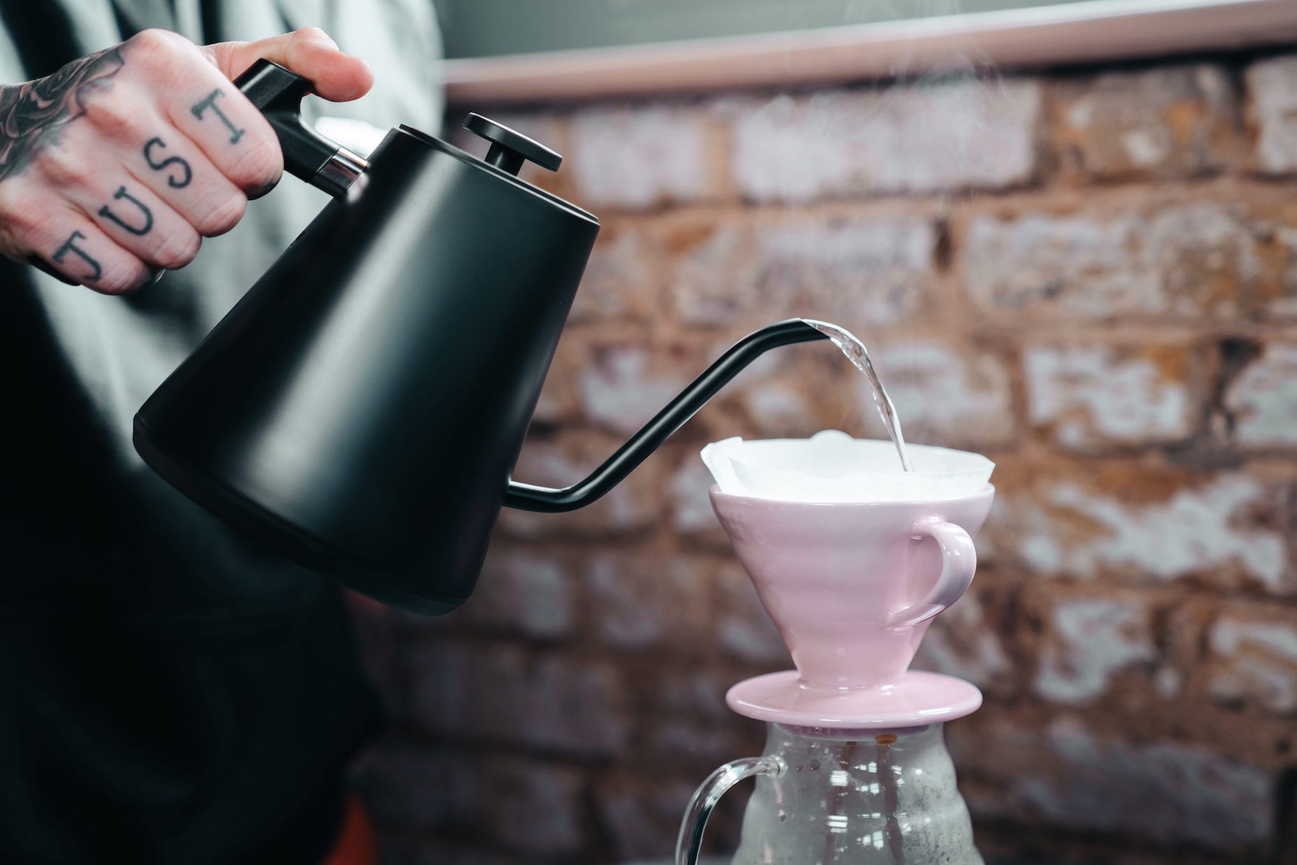 Learn to make Pour Over at home – JOE & THE JUICE Style