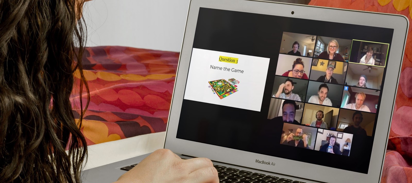 The Ultimate Guide to Better Virtual Town Hall Meetings in 2024