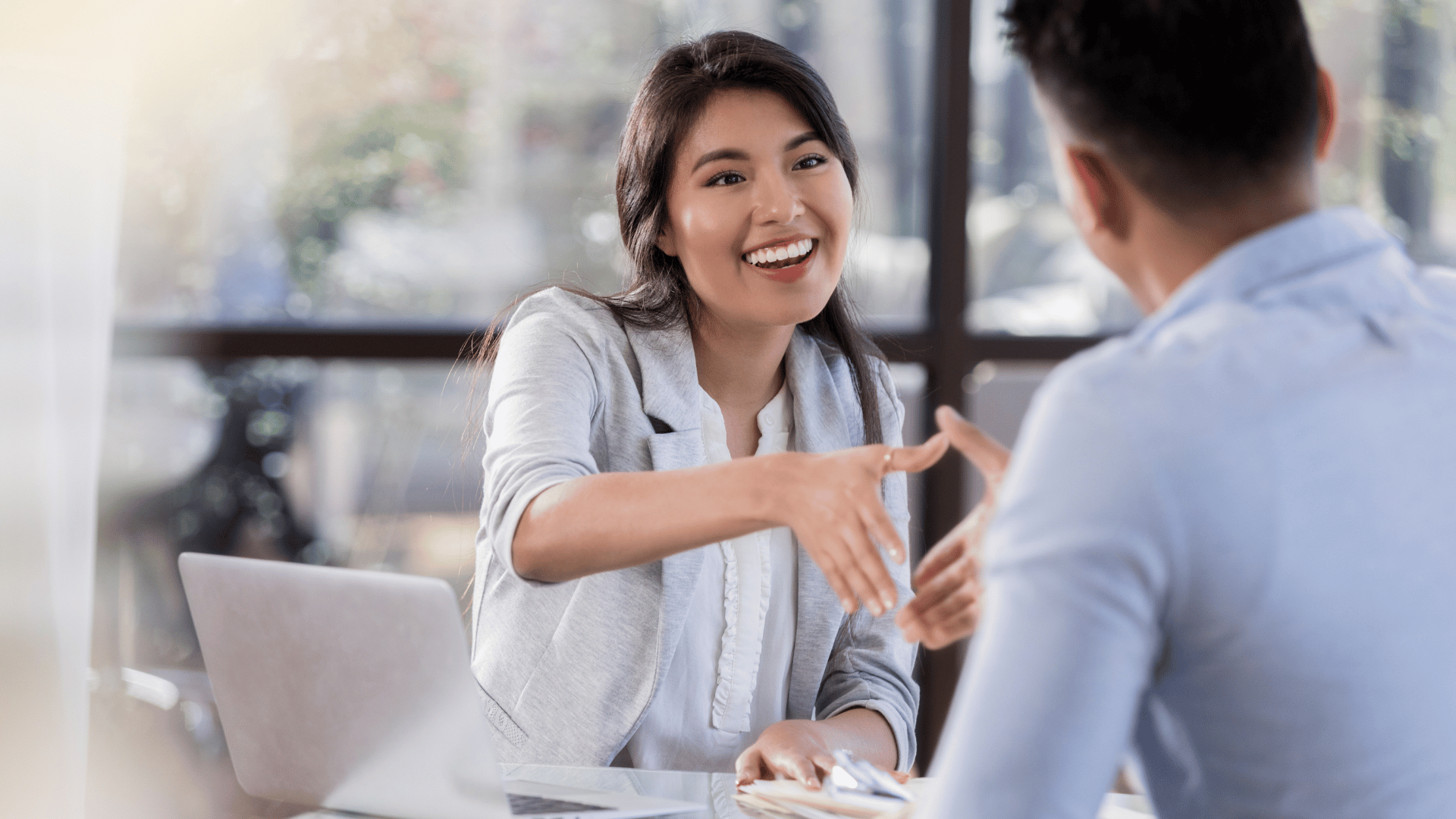 16 Engaging & Strategic Interview Questions To Ask Candidates