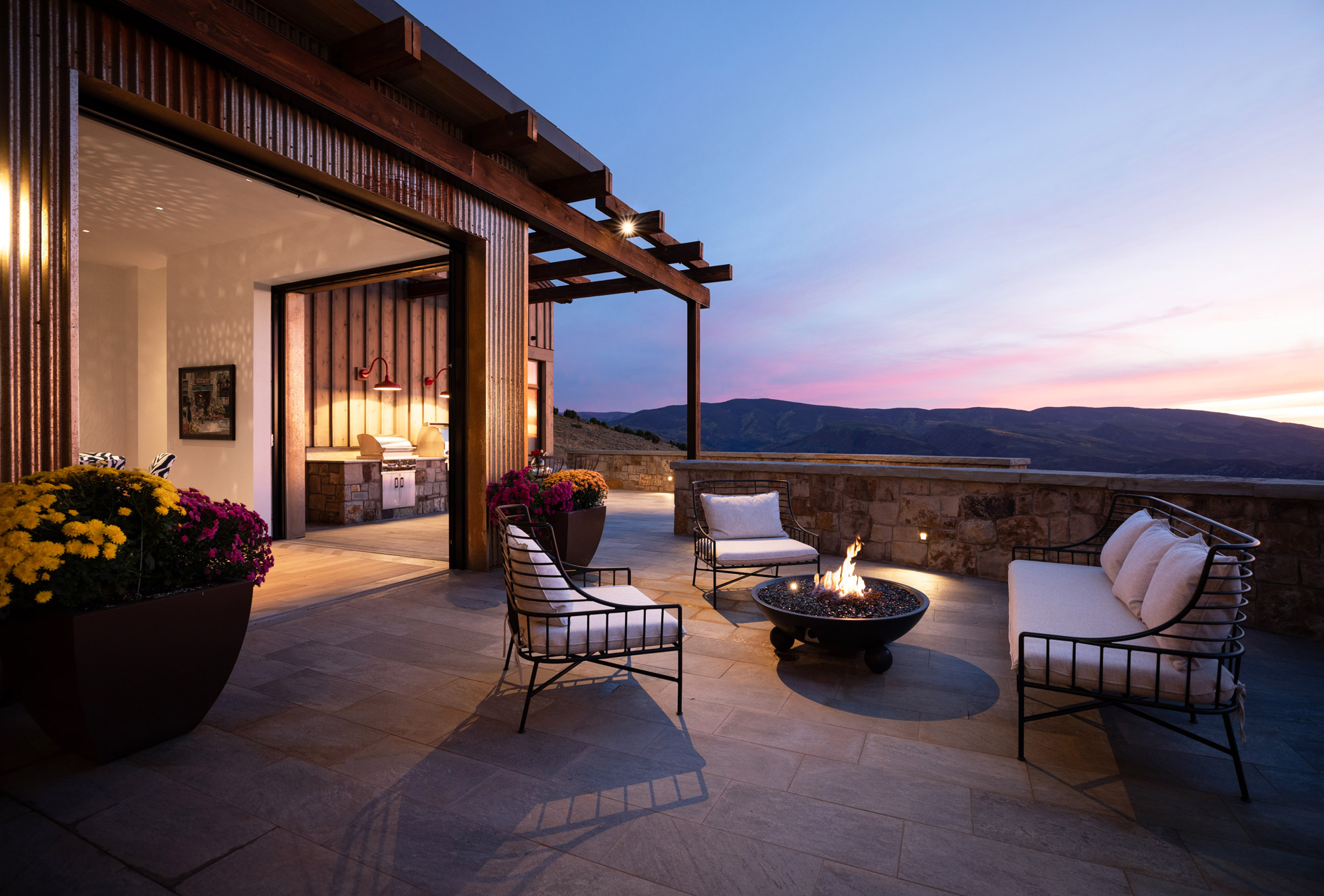 Red Table Ranch | Zola European Windows