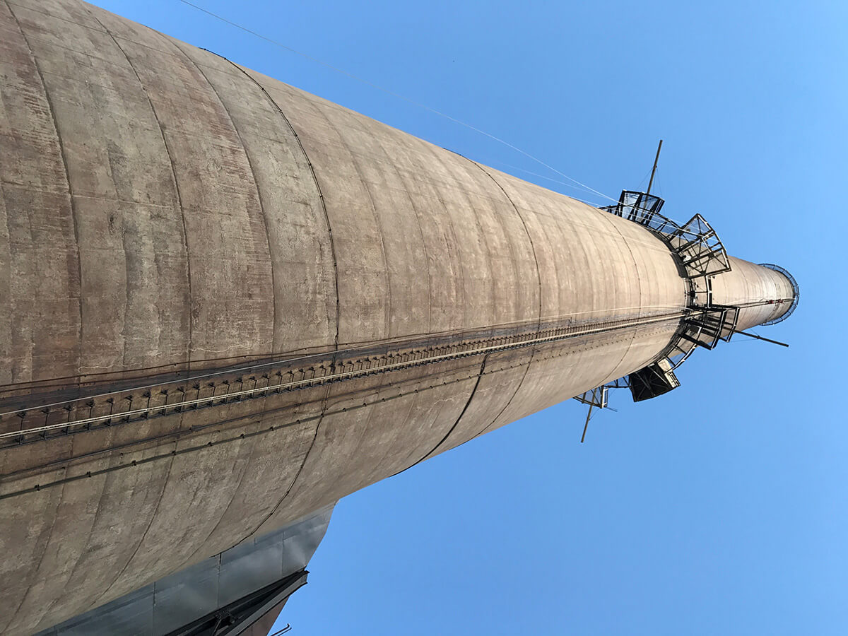 Installation of a LED Light Navigational Warning System - Cake ...