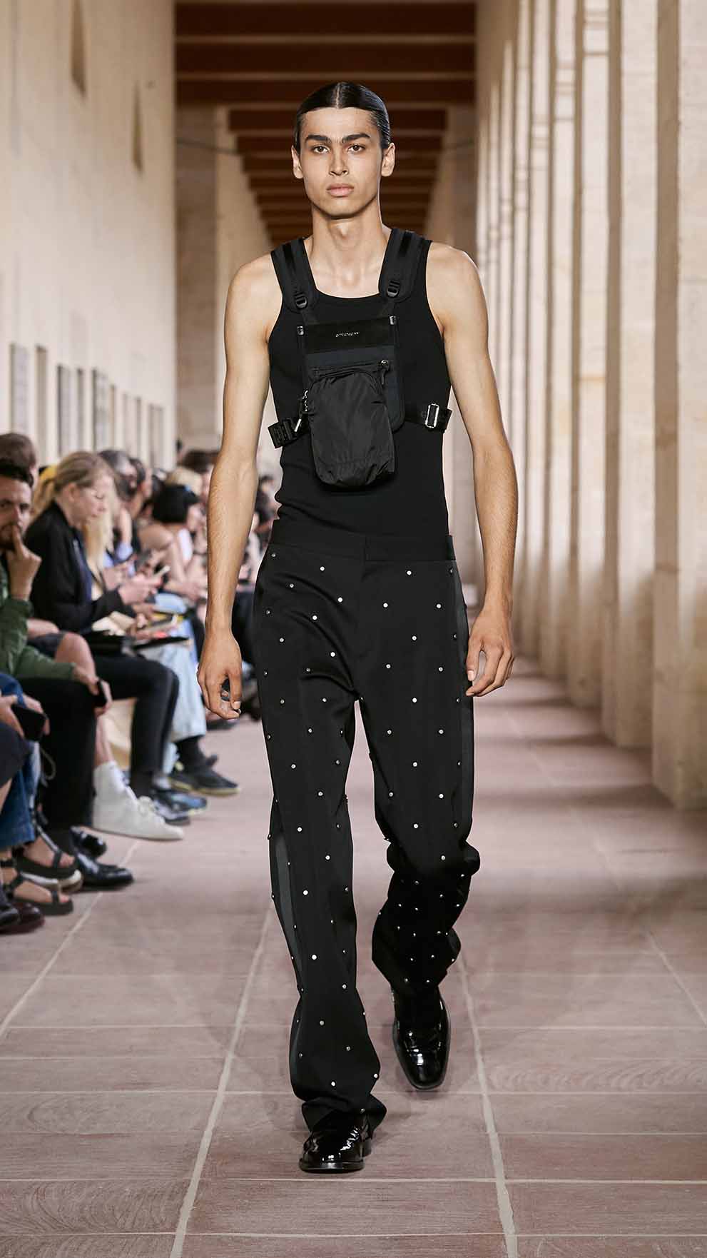 Givenchy Spring - Summer 2024 Men's Ready-to-wear Collection