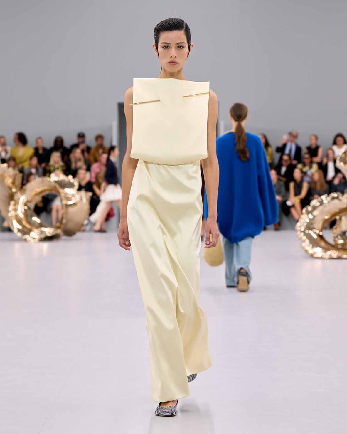 Loewe Ss24 Women's Runway Collection