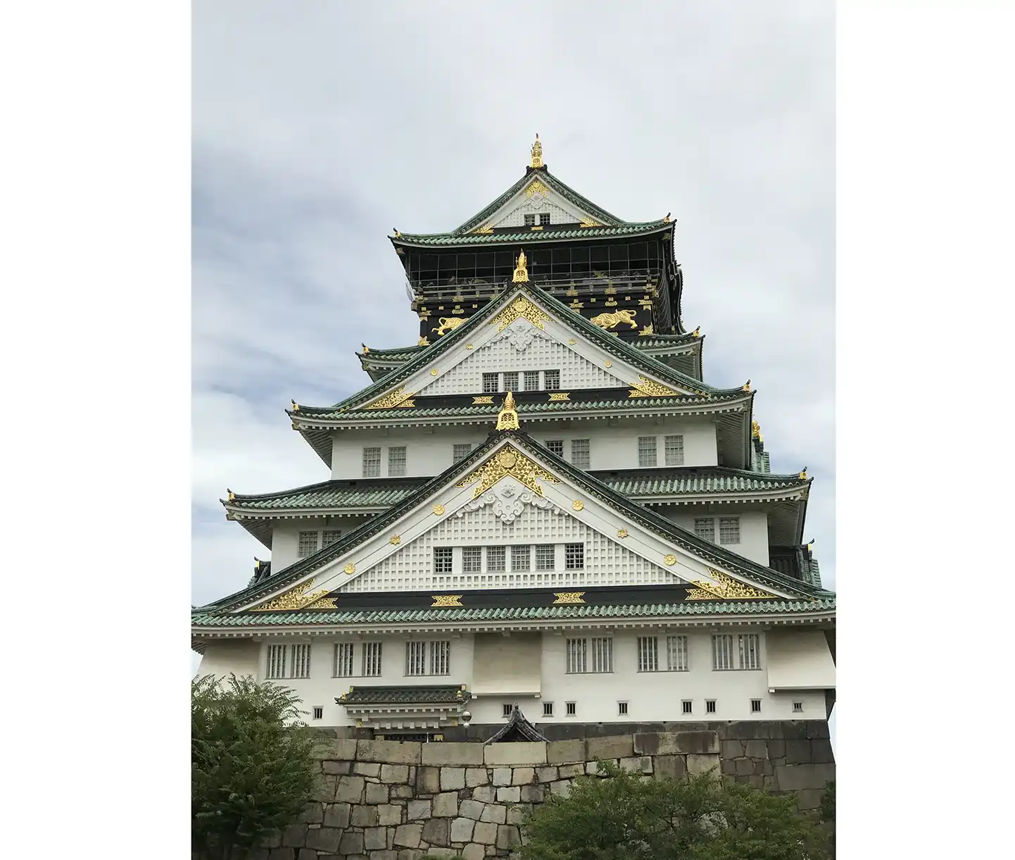 Il Celebre Castello di Osaka