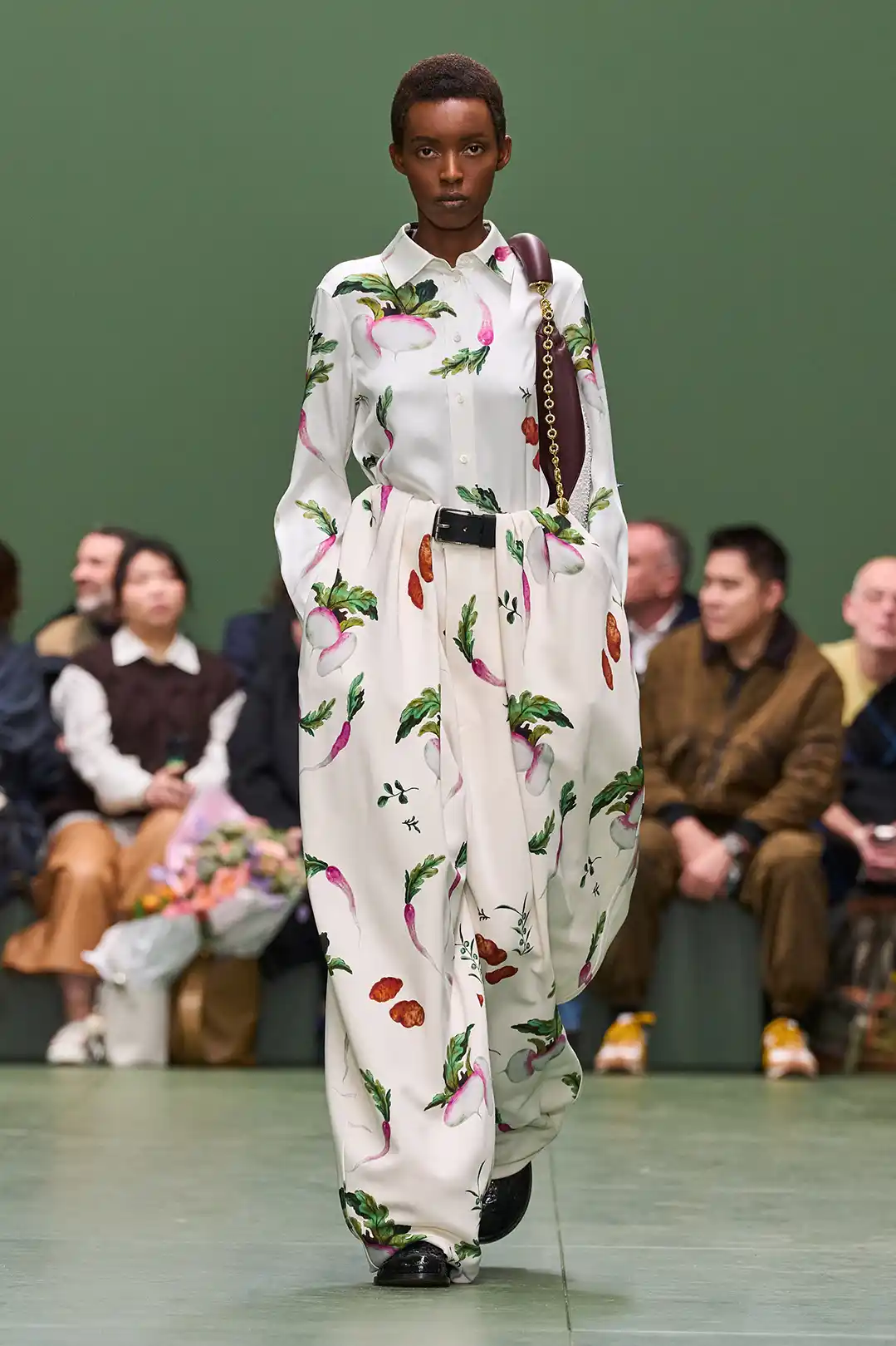 Loewe Fw24 Women’s Runway Collection